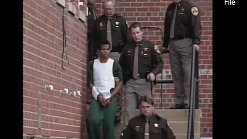 "IT WAS TERRIFYING" | Baltimore residents recall 'DC sniper case,' 17 ...