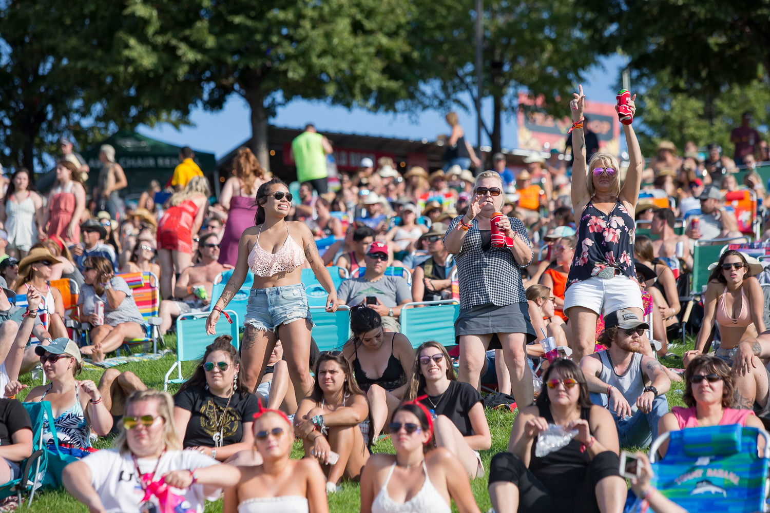 Photos: Sold out country music festival kicks off at The Gorge ...